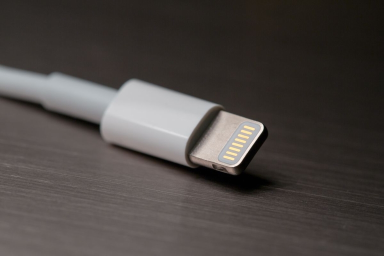 Lightning vs USB-C: Which Connector is Better for Your Device?